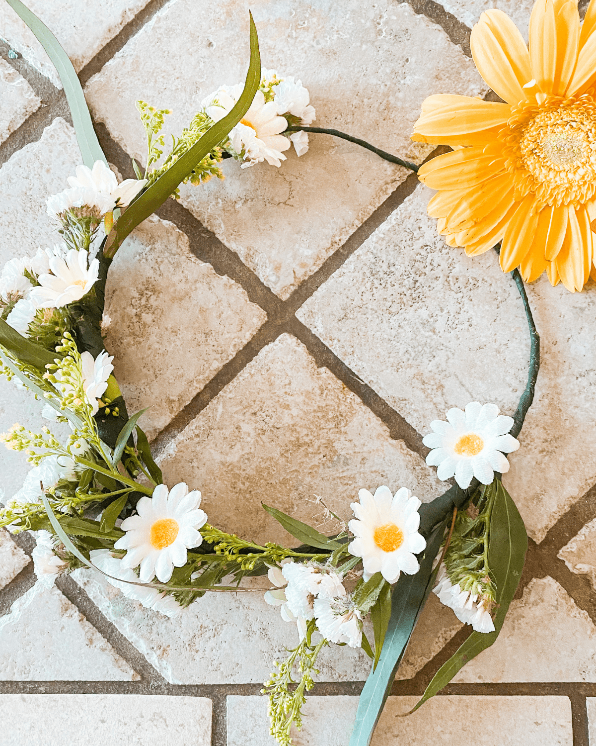 How to DIY a Flower Crown — The Easy Way - Sandroxxie